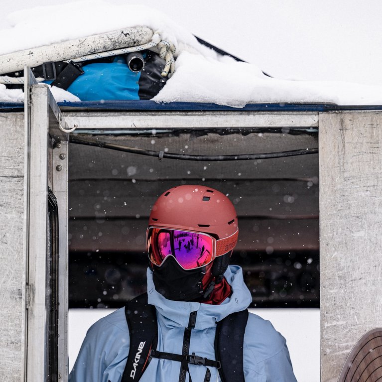 Anon's Ski & Snowboard Holiday Gift Guide