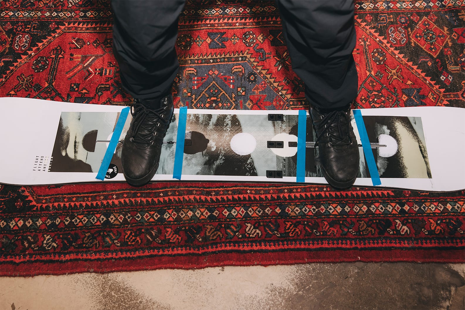 A Beginner’s Guide on How to Set up a Snowboard | Burton Snowboards